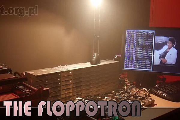 Thriller auf dem Floppotron | Hans-Wurst.net